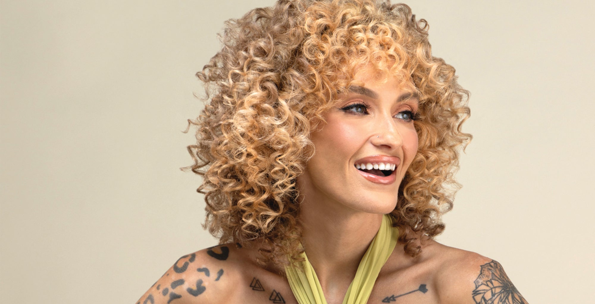 Essential Care Tips to Protect Your Blonde This Summer – Aloxxi